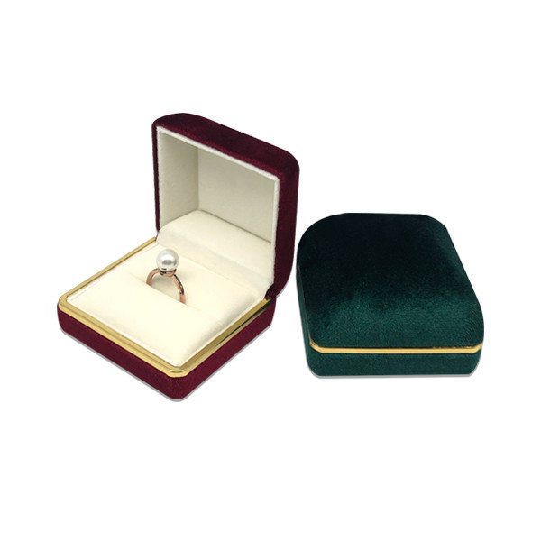 Square Custom Logo Gift Packaging Velvet Jewelry Box